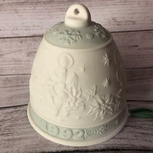 Lladro | Holiday | Vintage 992 Lladro Christmas Bell Collectible | Poshmark